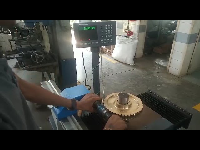 Worm Gear Center Distance Tester Manufacturer from Rajkot