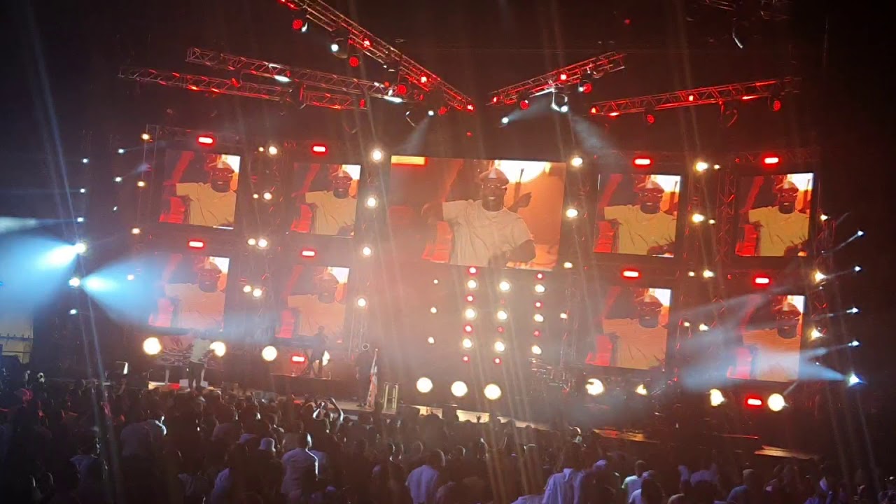 Beast Ft. Sjava - Hello live at Sun Arena (One night with Sjava)