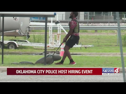 Oklahoma City police host hiring event
