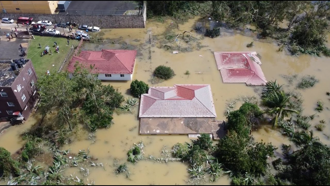 #MelissaAftermath | Mandeville Homes Underwater as Hurricane Melissa Unleashes Flooding