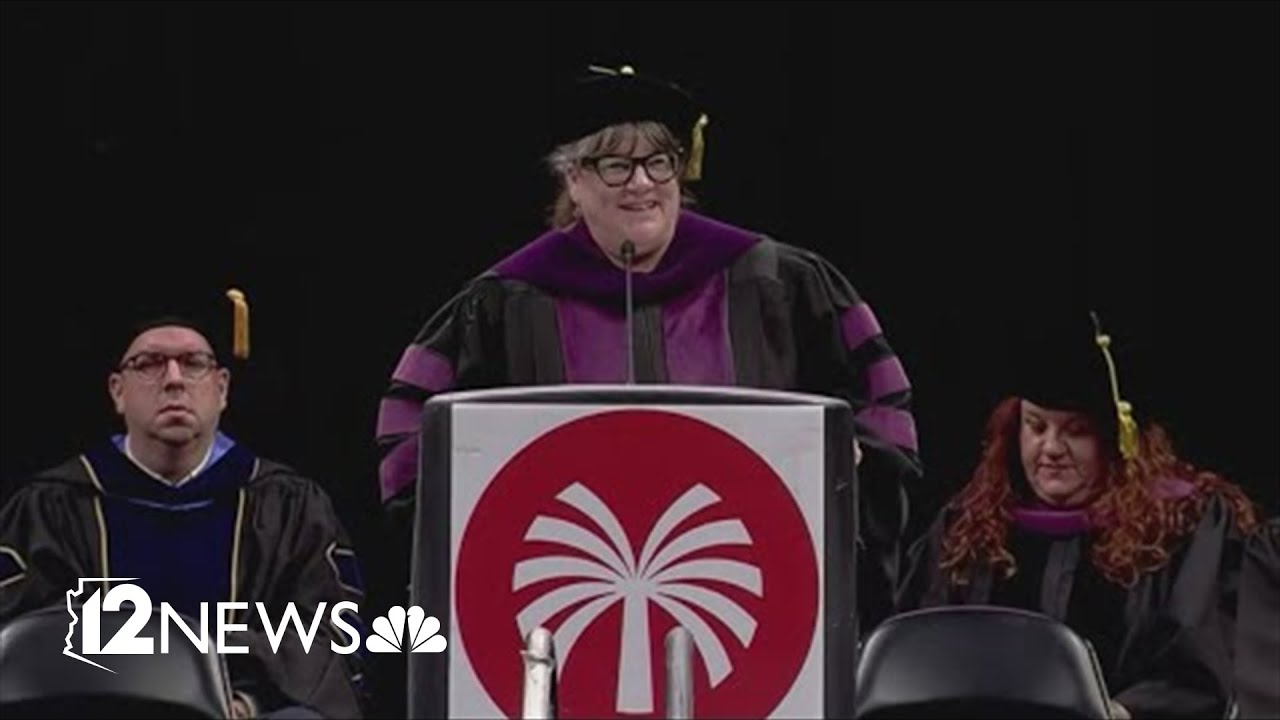 Valley graduation ceremony disrupted by AI name-reading mishap