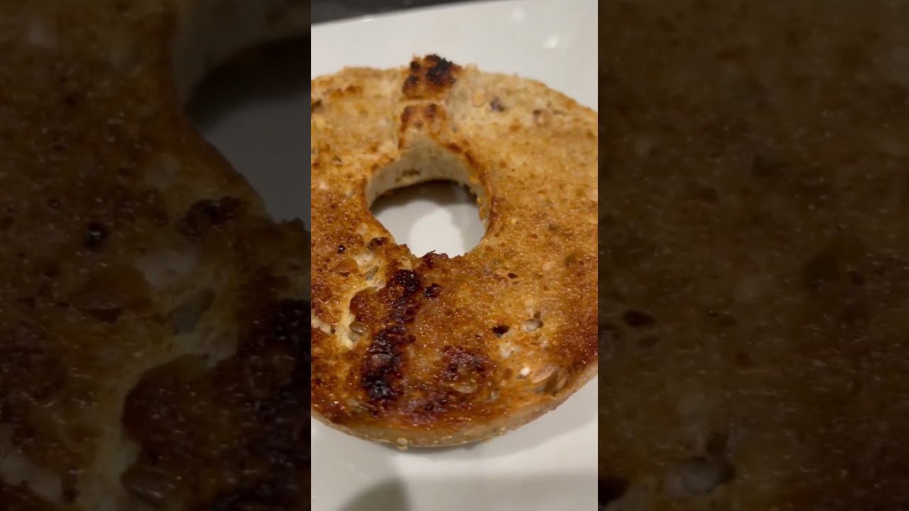 🥯🥯🥯 Bagel for breakfast # toast with butter #😋#deliciousfood #shortvideo