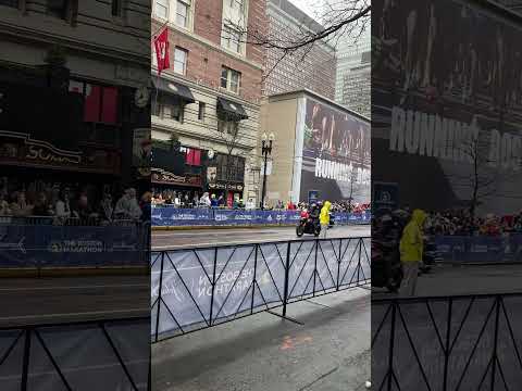 1st Place Men’s Wheelchair 127 Boston Marathon - Course Record #boston127