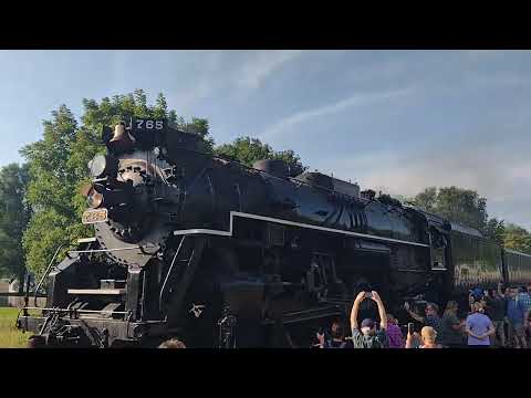 Tri-state excursion with the 765 #fortwaynerails #northeastindianarailroad