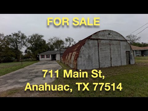 Anahuac HUD Homes -- HUD King tours 711 Main St
