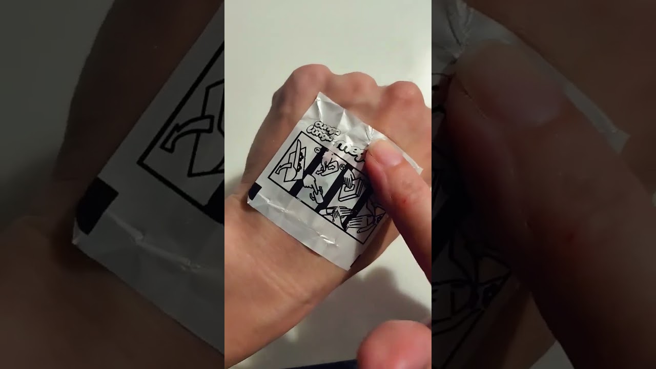 bubble gum tattoo #asmr #shorts #cungalunga #fun #awsome #tattoo