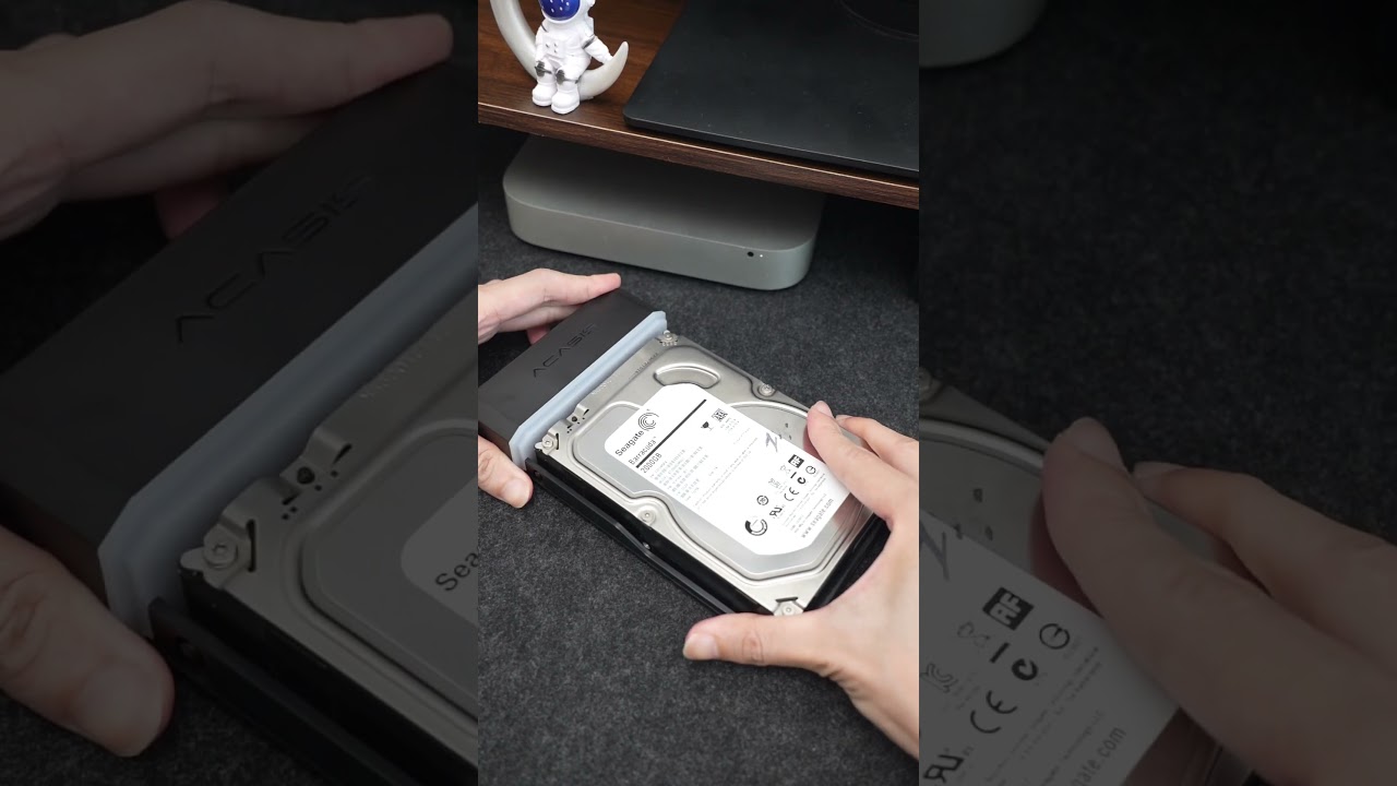 USB 3.0 to SATA External Hard Drive Enclosure for 2.5 or 3.5