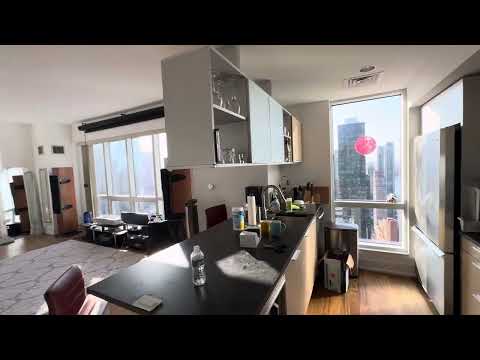 350 W 42nd St 51H, New York, NY, 10036