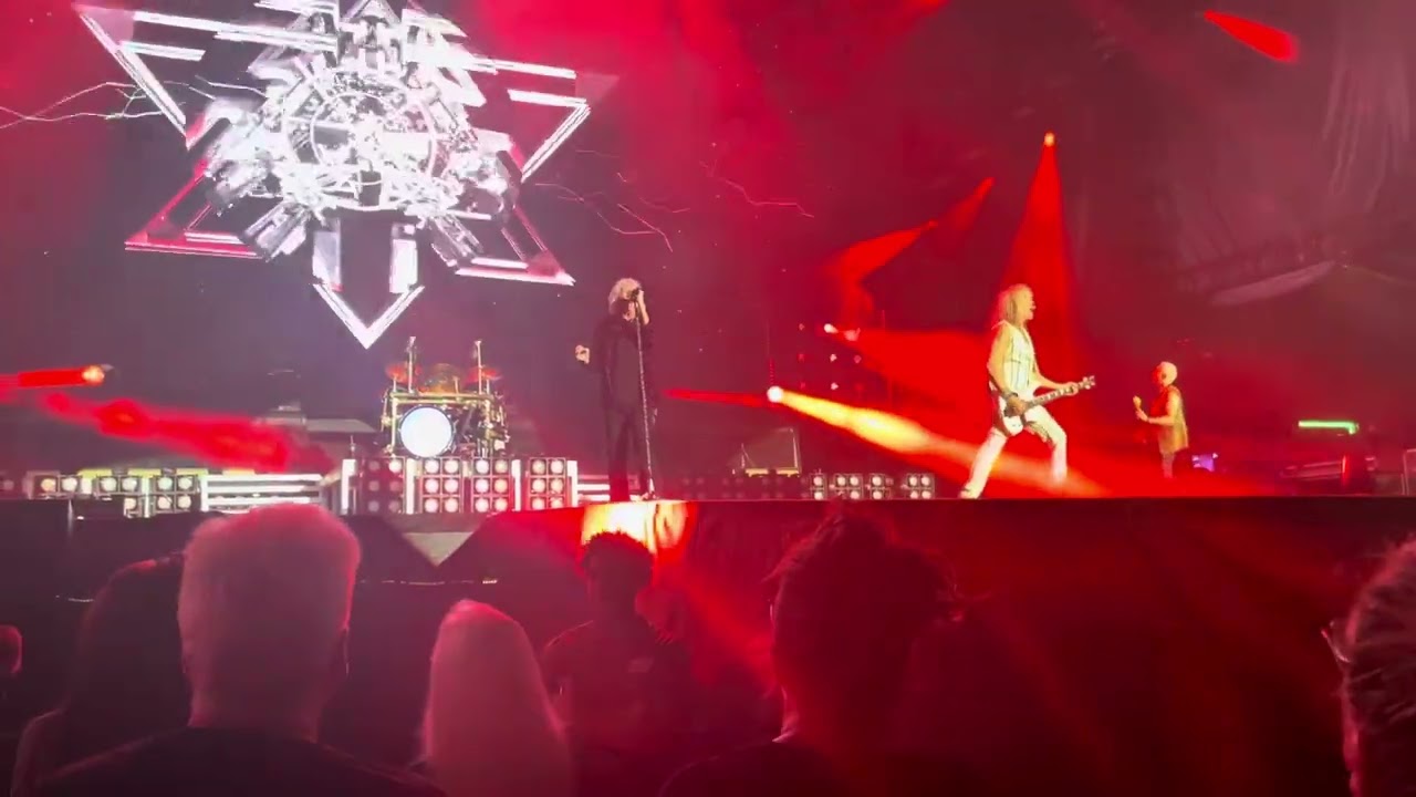 Def Leppard - “Comin’ Under Fire” - St. Louis, MO 7/6/24