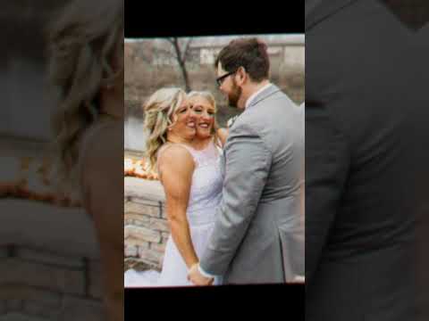 Conjoined twin Abby Hensel gets married! #shortusa #uscelebritynews #youtubeshorts #shorts #news