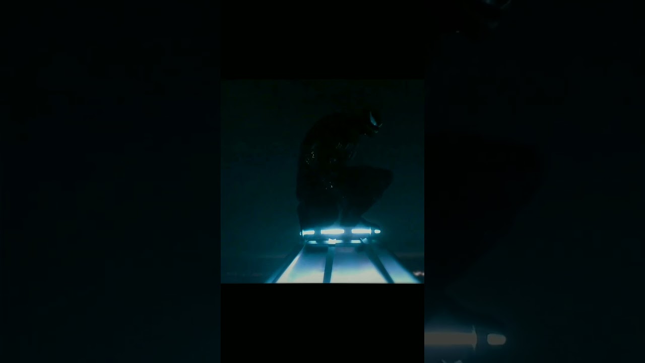 How's that transition guys.. #edit #scroll #shorts