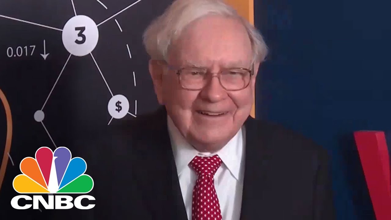 Warren Buffett Reimbursed His Company $50K Last Year On Postage Stamps And Phone Calls | CNBC