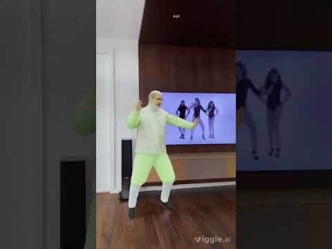 Modi ji ke dance ladkiyan de naal #funny #shortvideos #viral