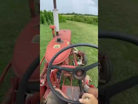 International IH Farmall 140 #jacobsfarmlife