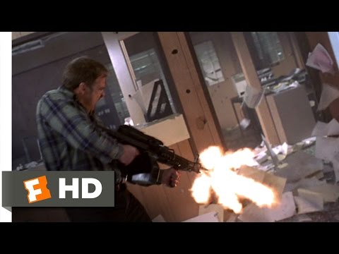 Walking Tall (8/10) Movie CLIP - Sheriff Station Shoot Out (2004) HD