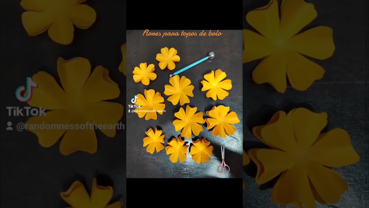 Flores para topo de bolo. Vc sabe fazer? #topodebolo #flordepapel #flores #scrapbooking