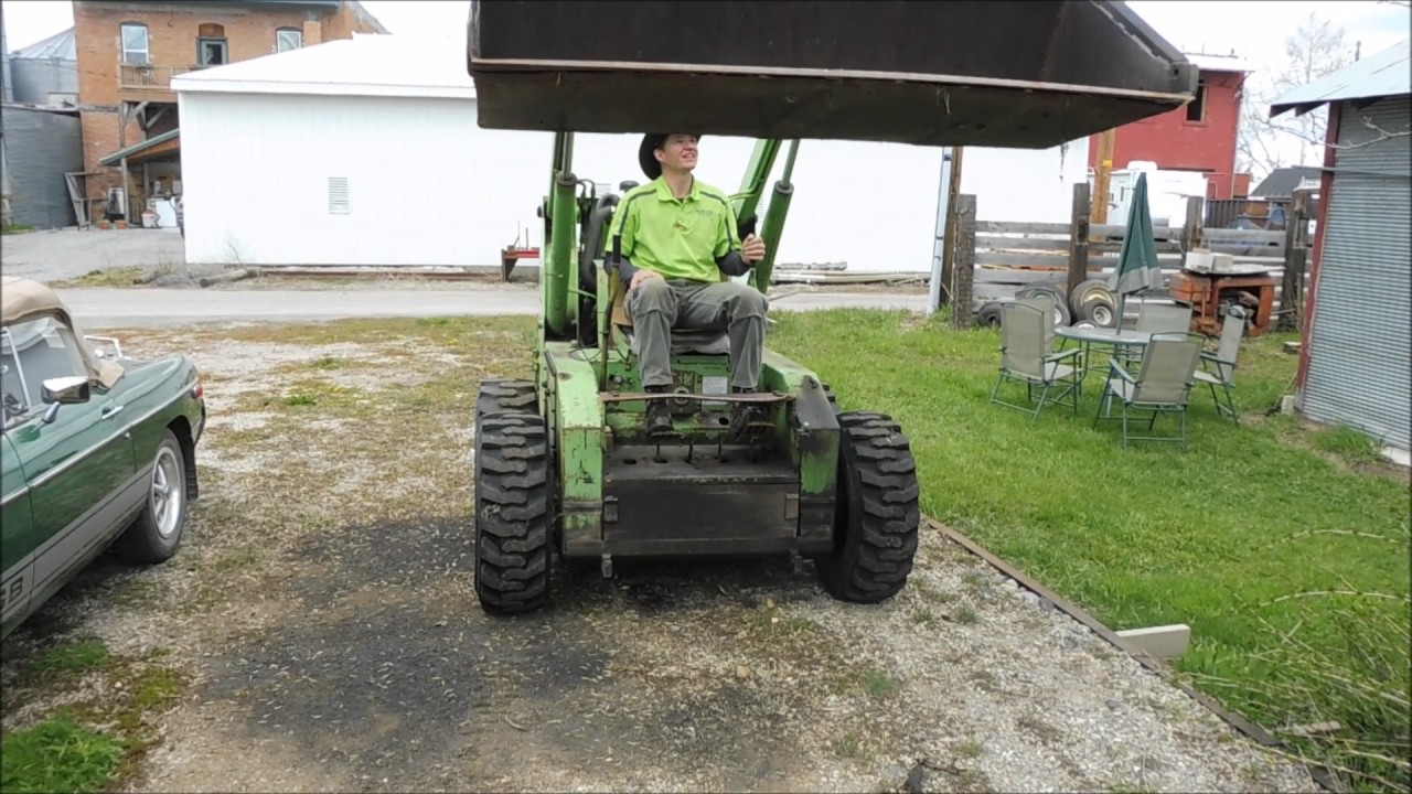 Owatonna Mustang 1700 Skid Steer