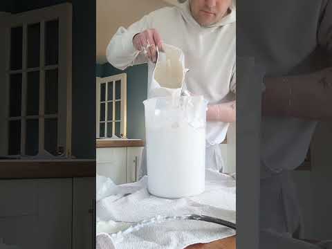 Making a Cast & Mold of my fist 👊🏽✊🏻👩🍳 #asmr
