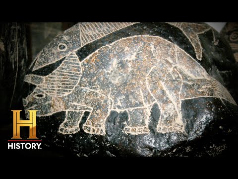 Ancient Aliens: Dinosaur Secrets Revealed in Ica Stones (Season 4)