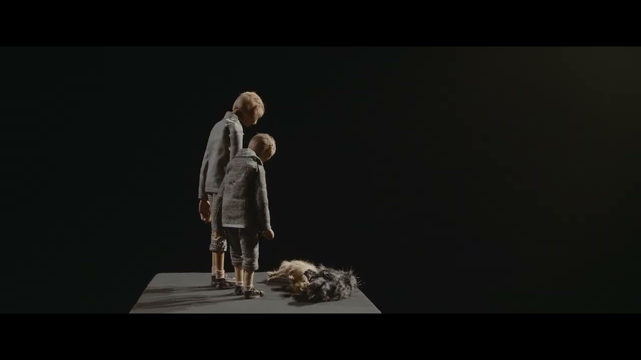 The Family Portrait – Gallery Installation (Promo video)