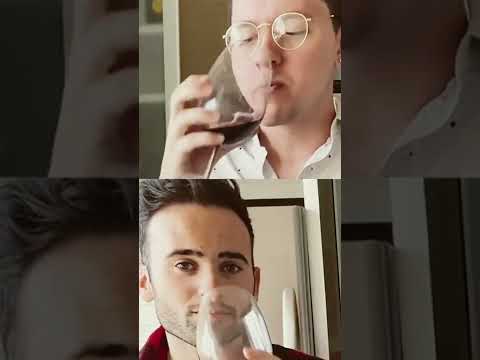 Taste testing Snoop Dogg’s Wine #snoopdogg #shorts