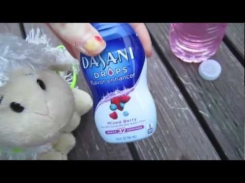Trying the Dasani Water Drops!! (: