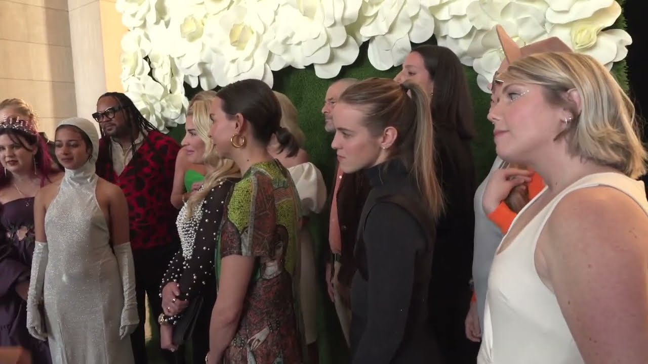 Threads: It's All about the Accessories Highlights