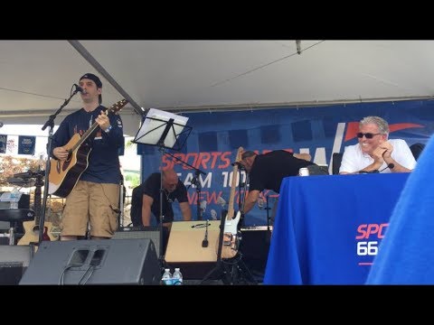 Evan Performs "Mike Francesa" for Mike Francesa at Bar A