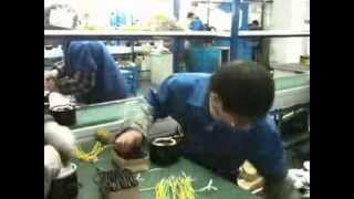 Assembly Line Worker Overview | What is an assembly line worker? - Zippia