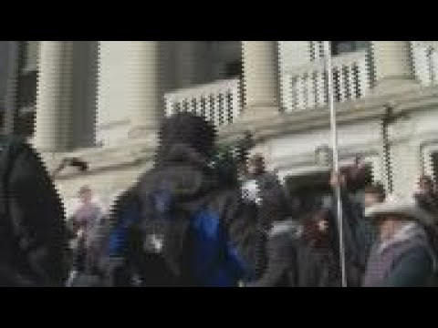 Rittenhouse supporter welcomes not guilty verdict