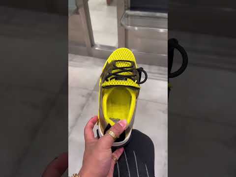 ONITSUKA TIGER 60% OFF #shoes #shoesaddict #shorts #singapore