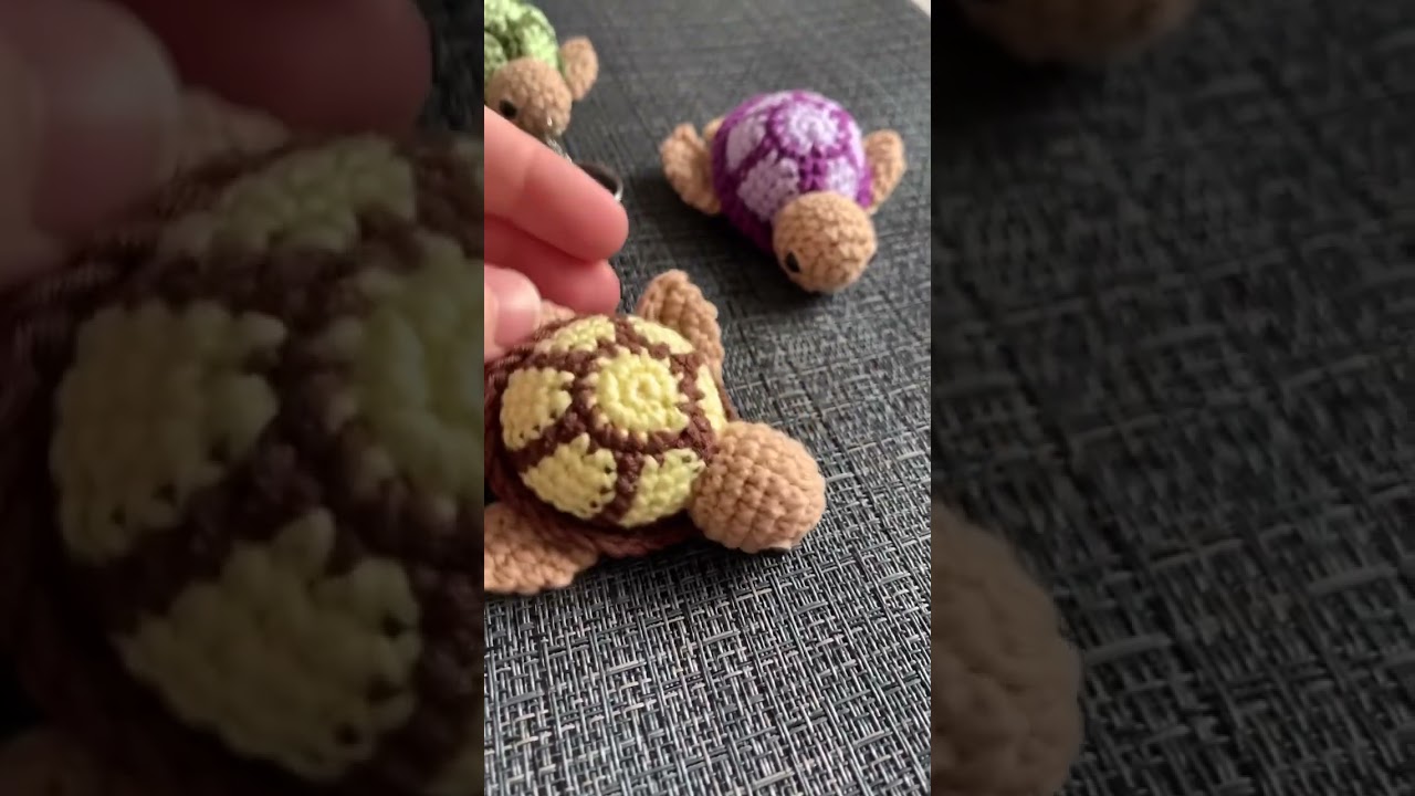 Cute Sea Turtle Pattern in PDF