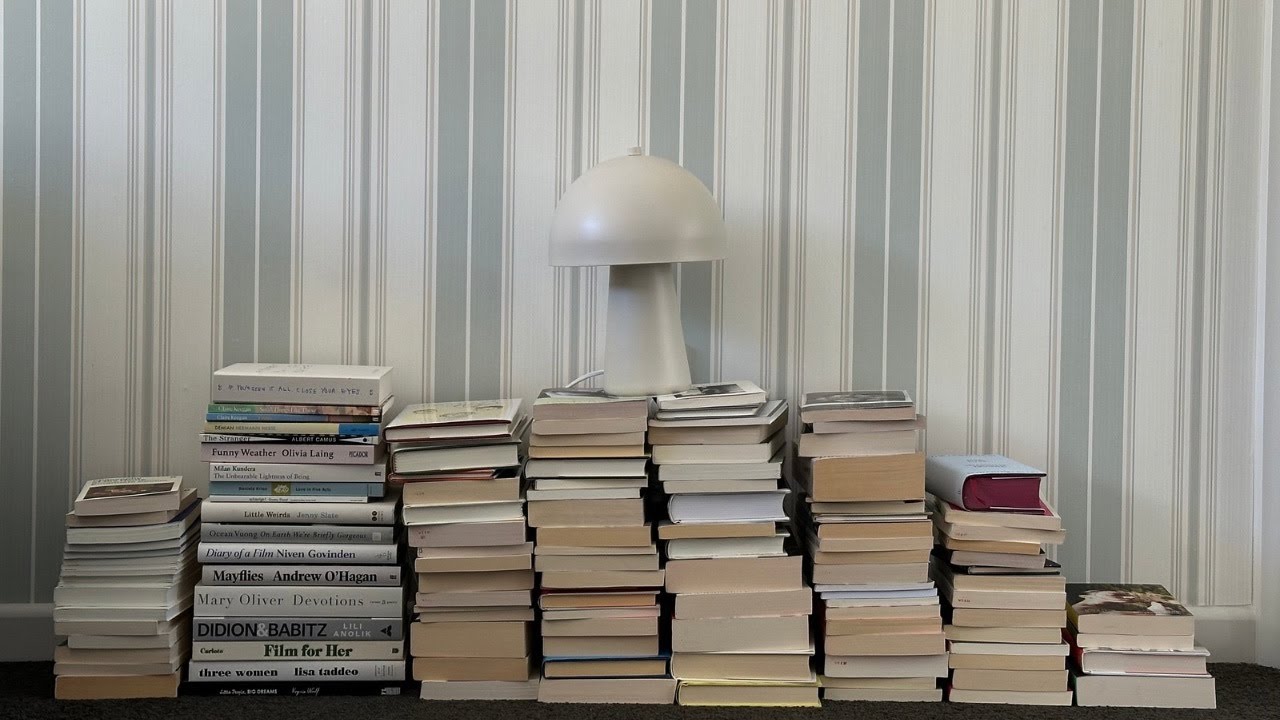 new bookshelf | organising books, favourite writers