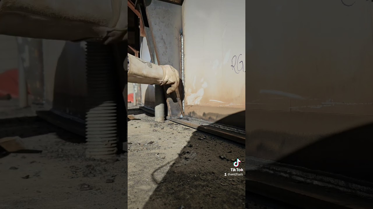 Flux core vertical welding with mig gun #howto #welding #welder #stickwelding #weldmesh #weldprep
