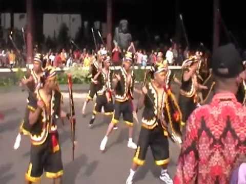 Video Budaya Tari Perang (Tari baluse) di Pulau Nias | Eka P. Zai