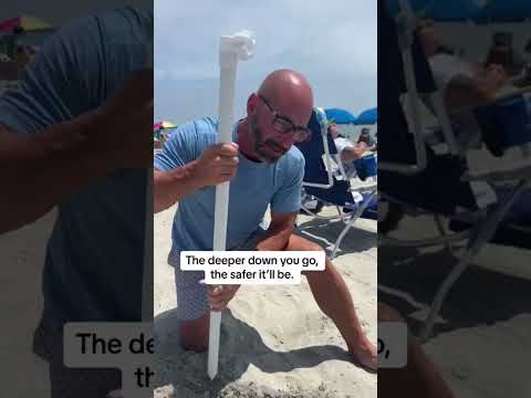 How to put up a beach umbrella 🏖