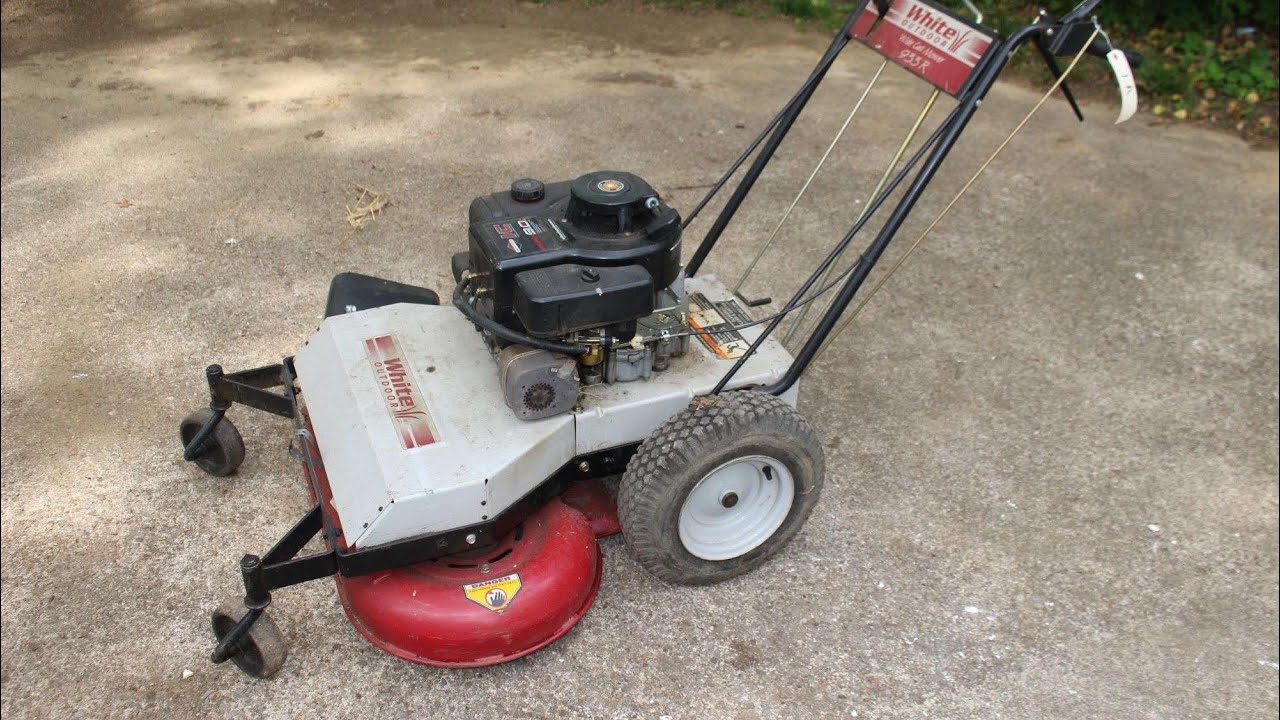 White Outdoor 933R Wide Cut Mower