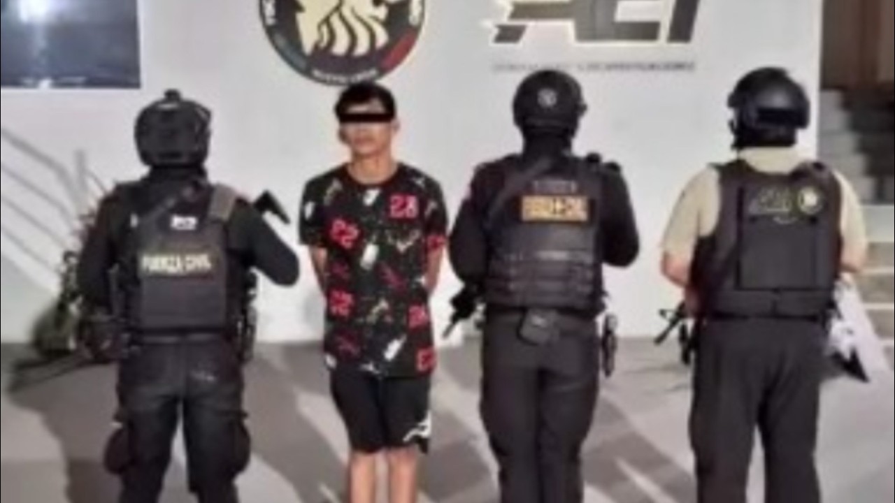 Two young men arrested with drugs and weapons in Monterrey and García, Nuevo León