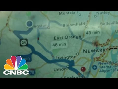 Putting Google, Apple, Waze Maps Apps To The Test | CNBC