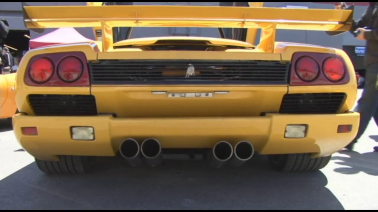 Lamborghini Diablo VT In Detail With Startup & Acceleration