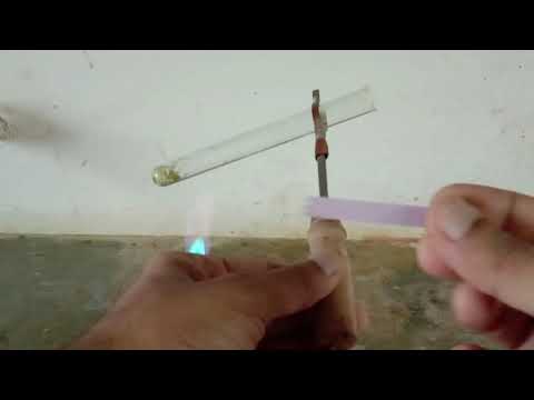 Chemistry Demo | Decomposition of Hydrated Ferrous Sulphate (FeSO4.7H2O) | Std 10 Board Practical