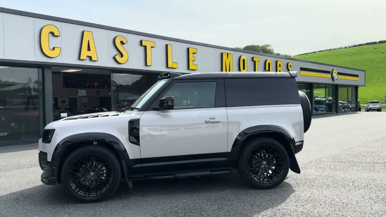 2026 Land Rover Defender HARD TOP S Wide Track Commercial JUMP SEAT Borasco Grey at Castle Motors