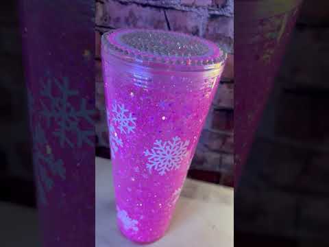 A beautiful snow globe tumbler using Magic Flow Snowglobe Solution #snowglobetumbler #magicflow