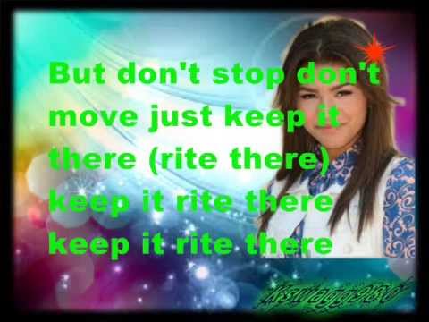 Zendaya replay lyrics on screen