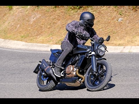Husqvarna Svartpilen 701 Launch Test