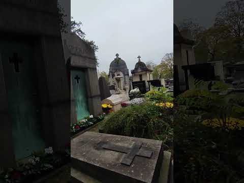 ASMR: French Cemetery Whisper Tour #graveyard, #grave | Cimetière de Passy/ Passy Cemetery | S2 #11🪦