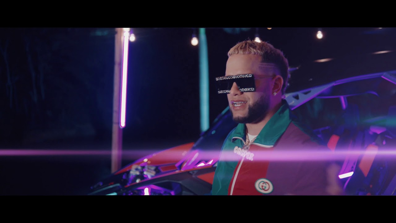 Casper Mágico estrena video musical de "Fantasmita"