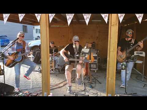 Garage Band war gestern – wir sind die Carport Band! | C.A.P. – The ...
