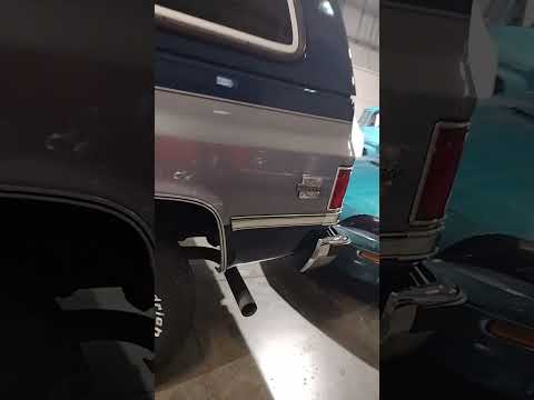 1987 Chevrolet Blazer K5 with 22,000 actual miles! Silverado Blazer. Square Body Chevy, classic SUV