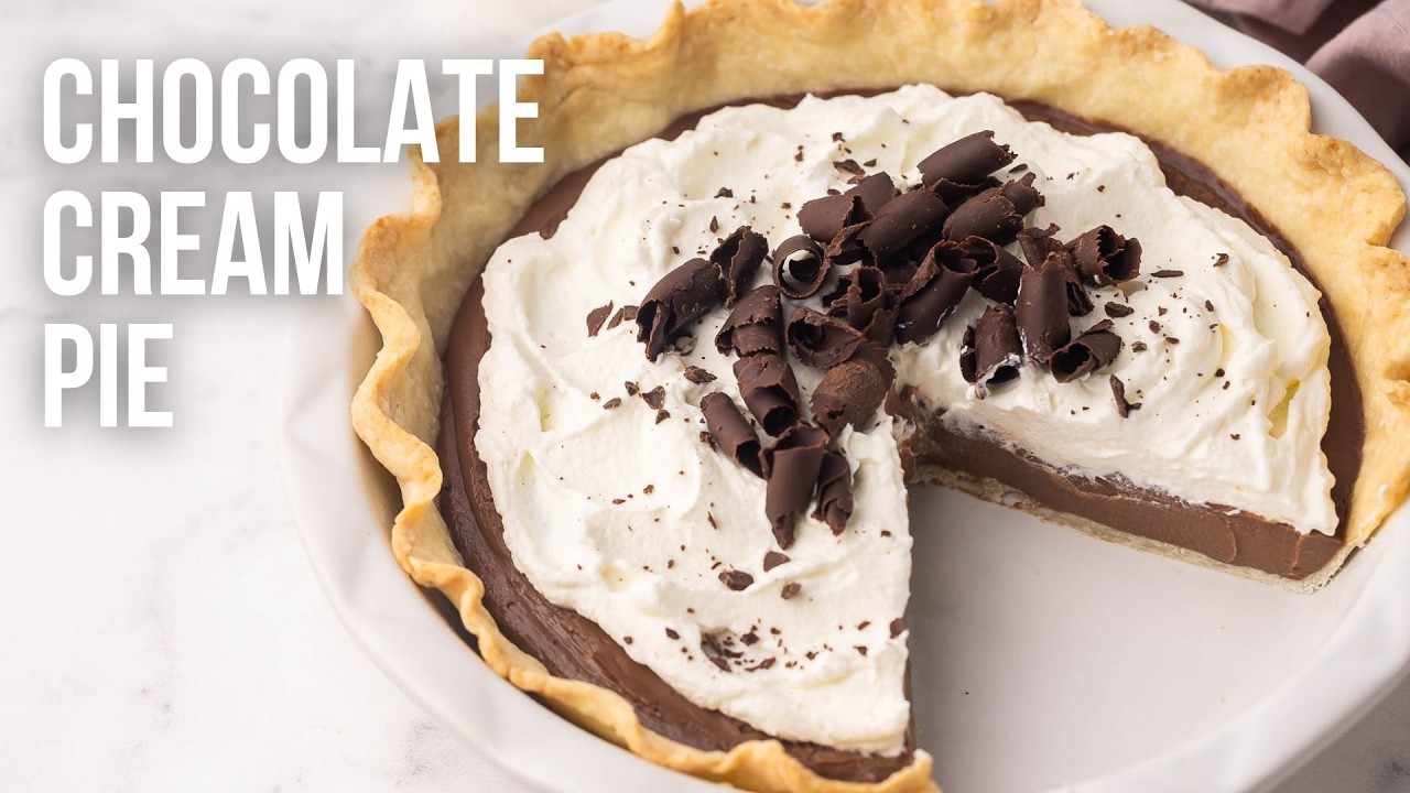 Chocolate Cream Pie l The Recipe Rebel